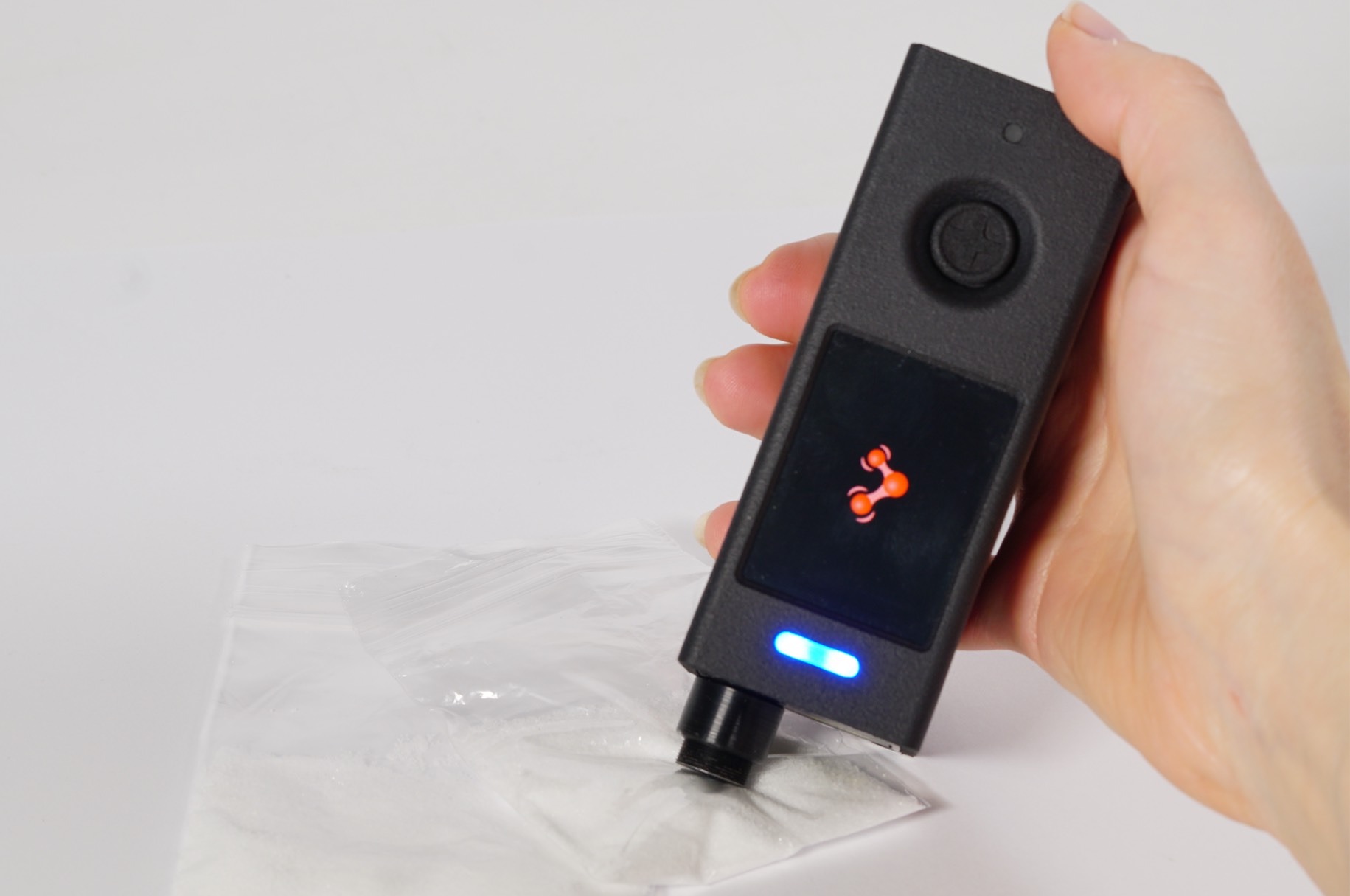 Miniaturized Raman spectrometers and microscopes by Lightnovo ApS - NCT ...